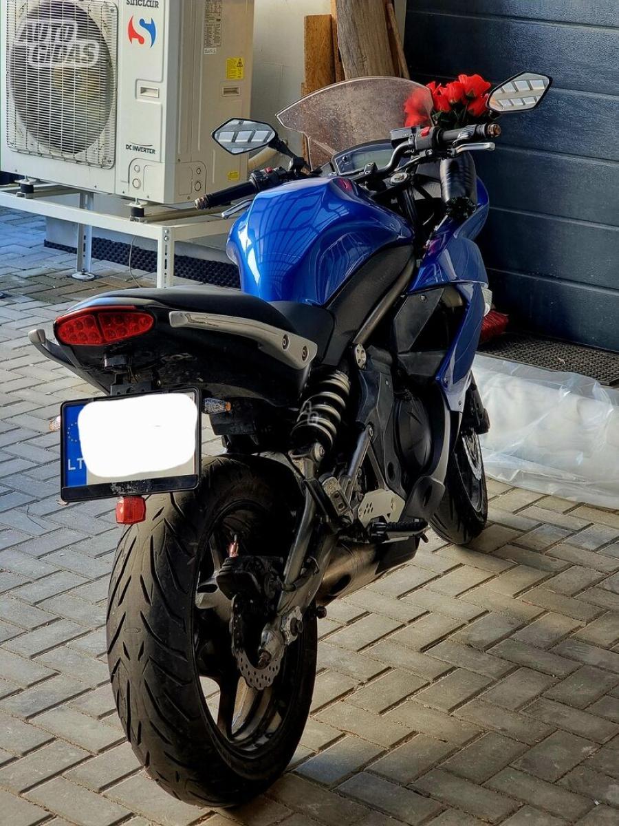 Blue Kawasaki Ninja 650 2009 in Kaunas, with an engine capacity of 0.00 L and mileage of 70 thousand km for 2600 €, photo 3 on AUTOMOTO.COM.LV