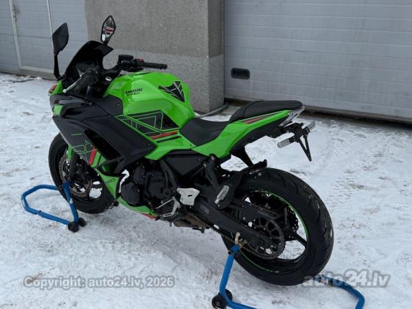 Green Kawasaki Ninja 650 2023 in Parnu, with an engine capacity of 0.65 L and mileage of 13 thousand km for 6590 €, photo 11 on AUTOMOTO.COM.LV
