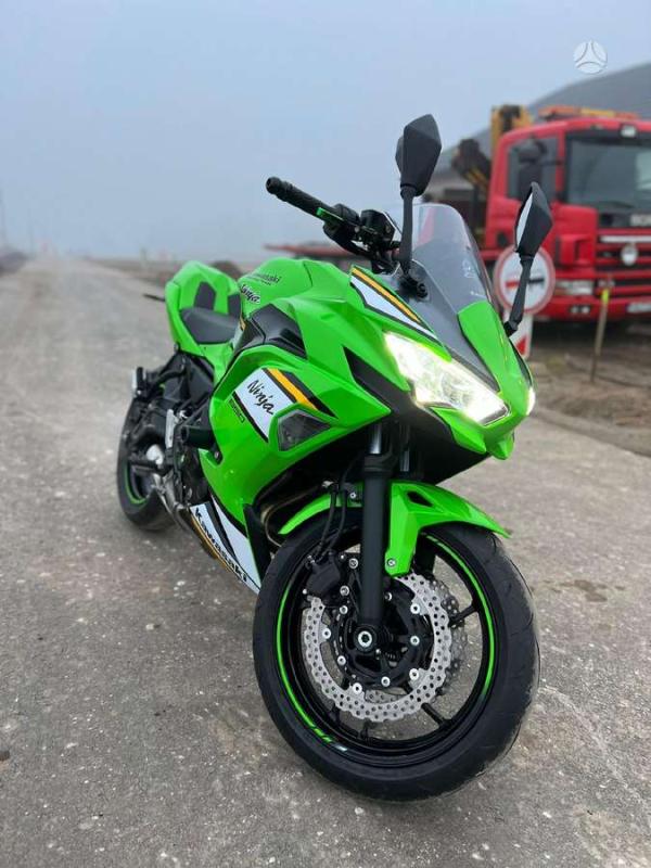 Зеленый Кавасаки Ninja 650 2025 в Алитус, объемом двигателя 0.65 л и пробегом 6 тыс. км за 5350 €, фото 2 на AUTOMOTO.COM.LV