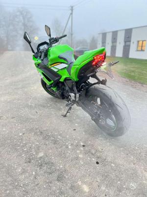 Green Kawasaki Ninja 650 2025 in Alytus, with an engine capacity of 0.65 L and mileage of 6 thousand km for 5350 €, photo 9 on AUTOMOTO.COM.LV