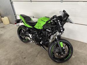 Kawasaki Ninja 650 2018 Kelmė, ar dzinēja tilpumu 0.65 L un nobraukumu 6 tūkst. km par 1330 €, foto  vietnē AUTOMOTO.COM.LV