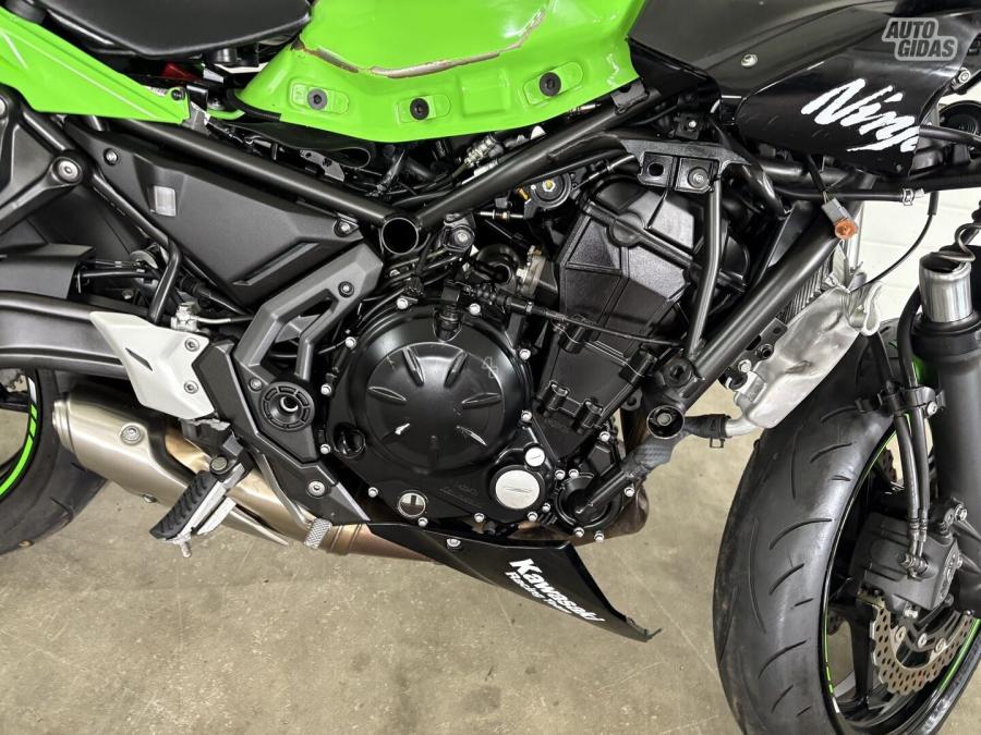 Kawasaki Ninja 650 2018 Kelmė, ar dzinēja tilpumu 0.65 L un nobraukumu 6 tūkst. km par 1330 €, foto 9 vietnē AUTOMOTO.COM.LV
