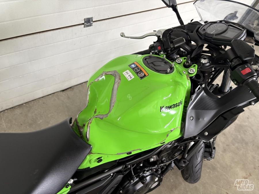 Kawasaki Ninja 650 2018 Kelmė, ar dzinēja tilpumu 0.65 L un nobraukumu 6 tūkst. km par 1330 €, foto 13 vietnē AUTOMOTO.COM.LV