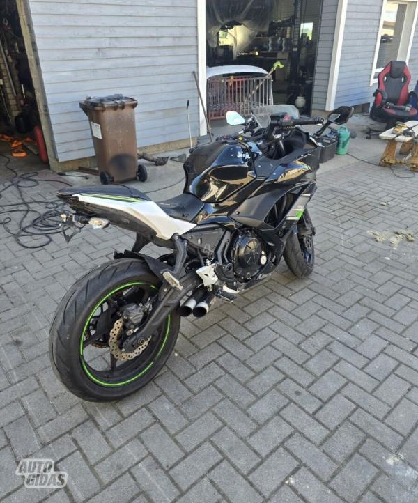 Kawasaki Ninja 650 2020 Telšiai, ar dzinēja tilpumu 0.00 L un nobraukumu 0 tūkst. km par 2999 €, foto 4 vietnē AUTOMOTO.COM.LV