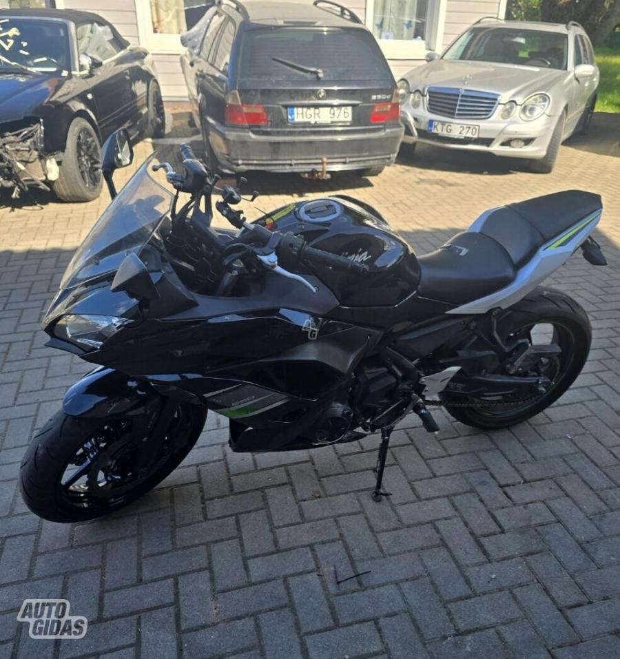 Kawasaki Ninja 650 2020 Telšiai, ar dzinēja tilpumu 0.00 L un nobraukumu 0 tūkst. km par 2999 €, foto 3 vietnē AUTOMOTO.COM.LV