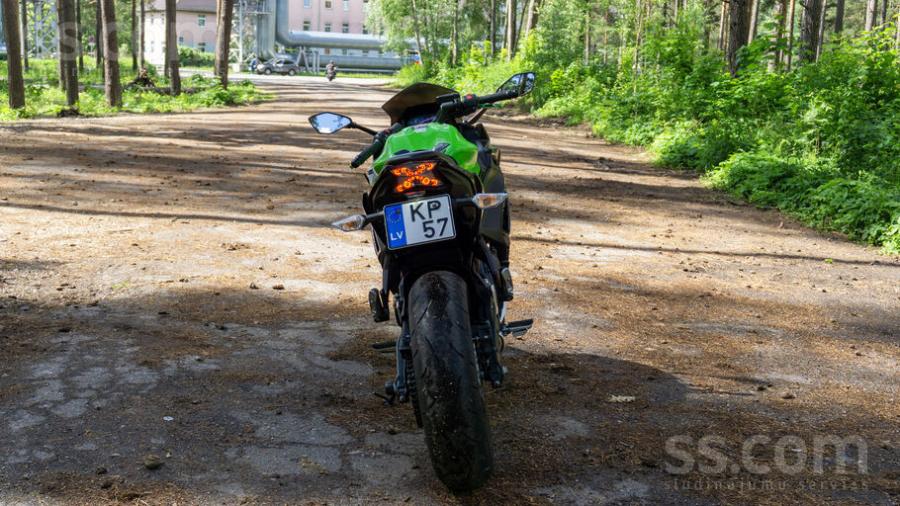 Kawasaki Ninja 650 2021 in Riga, with an engine capacity of 0.65 L and mileage of 0 thousand km for 6390 €, photo 5 on AUTOMOTO.COM.LV