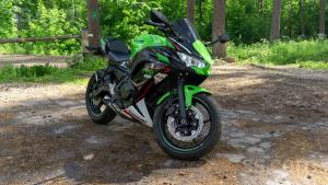 Kawasaki Ninja 650 2021 in Riga, with an engine capacity of 0.65 L and mileage of 0 thousand km for 6390 €, photo 8 on AUTOMOTO.COM.LV