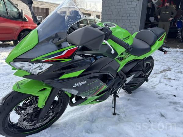 Кавасаки Ninja 650 2023 в Рига, объемом двигателя 0.65 л и пробегом 0 тыс. км за 4500 €, фото 5 на AUTOMOTO.COM.LV