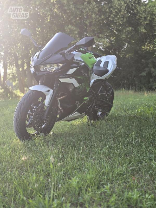 Кавасаки Ninja 650 2023 в Мариямполе, объемом двигателя 0.65 л и пробегом 12 тыс. км за 4650 €, фото 4 на AUTOMOTO.COM.LV
