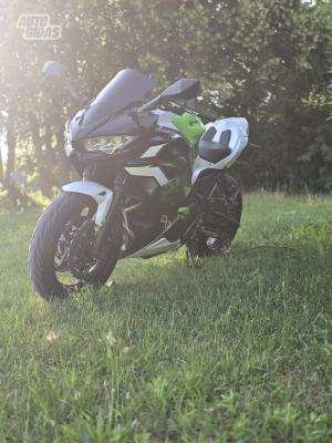 Кавасаки Ninja 650 2023 в Мариямполе, объемом двигателя 0.65 л и пробегом 12 тыс. км за 4650 €, фото 5 на AUTOMOTO.COM.LV