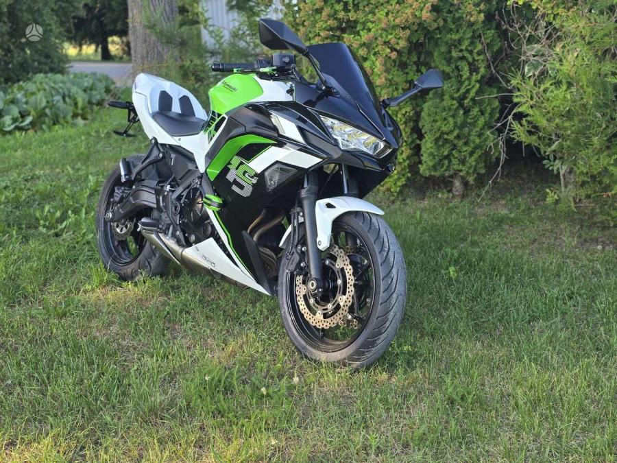 Кавасаки Ninja 650 2023 в Мариямполе, объемом двигателя 0.65 л и пробегом 11 тыс. км за 4650 €, фото 3 на AUTOMOTO.COM.LV