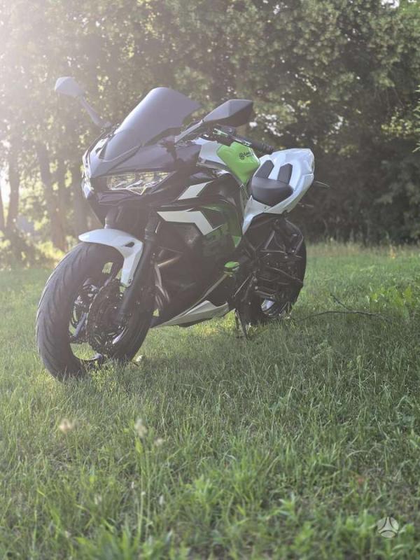Кавасаки Ninja 650 2023 в Мариямполе, объемом двигателя 0.65 л и пробегом 11 тыс. км за 4650 €, фото 4 на AUTOMOTO.COM.LV