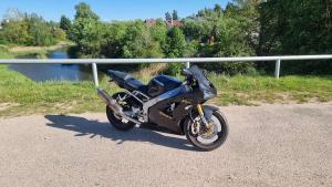 Black Kawasaki Ninja 2004 in Kaunas, with an engine capacity of 0.60 L and mileage of 72 thousand km for 2600 €, photo 7 on AUTOMOTO.COM.LV