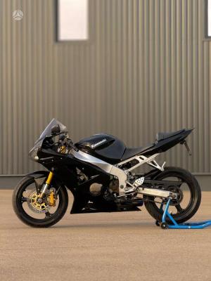 Black Kawasaki Ninja 2004 in Mazeikiai, with an engine capacity of 0.00 L and mileage of 46 thousand km for 3650 €, photo 3 on AUTOMOTO.COM.LV