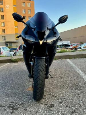 Черный Кавасаки Ninja 2007 в Вильнюс, объемом двигателя 0.60 л и пробегом 53 тыс. км за 4300 €, фото  на AUTOMOTO.COM.LV