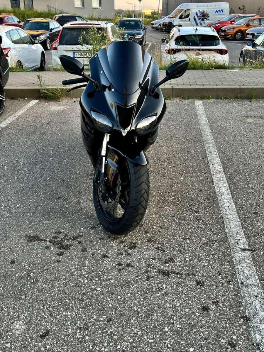 Черный Кавасаки Ninja 2007 в Вильнюс, объемом двигателя 0.60 л и пробегом 53 тыс. км за 4300 €, фото 5 на AUTOMOTO.COM.LV