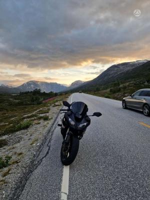 Black Kawasaki Ninja 2008 in Kupiskis, with an engine capacity of 0.60 L and mileage of 36 thousand km for 5000 €, photo 8 on AUTOMOTO.COM.LV