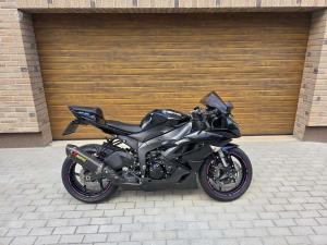 Black Kawasaki Ninja 2009 in Vilnius, with an engine capacity of 0.60 L and mileage of 38 thousand km for 5100 €, photo  on AUTOMOTO.COM.LV