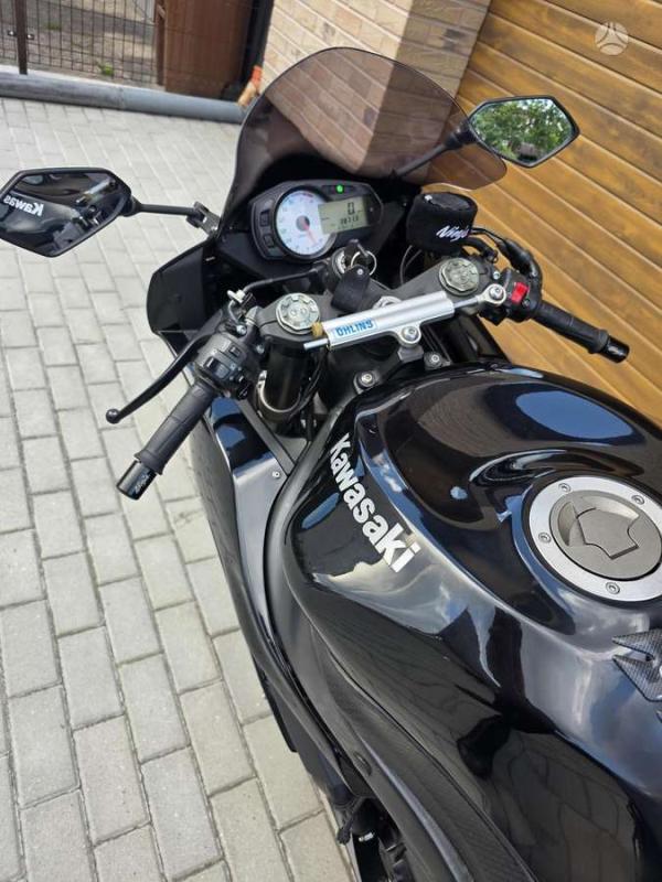 Melns Kawasaki Ninja 2009 Viļņa, ar dzinēja tilpumu 0.60 L un nobraukumu 38 tūkst. km par 5100 €, foto 9 vietnē AUTOMOTO.COM.LV