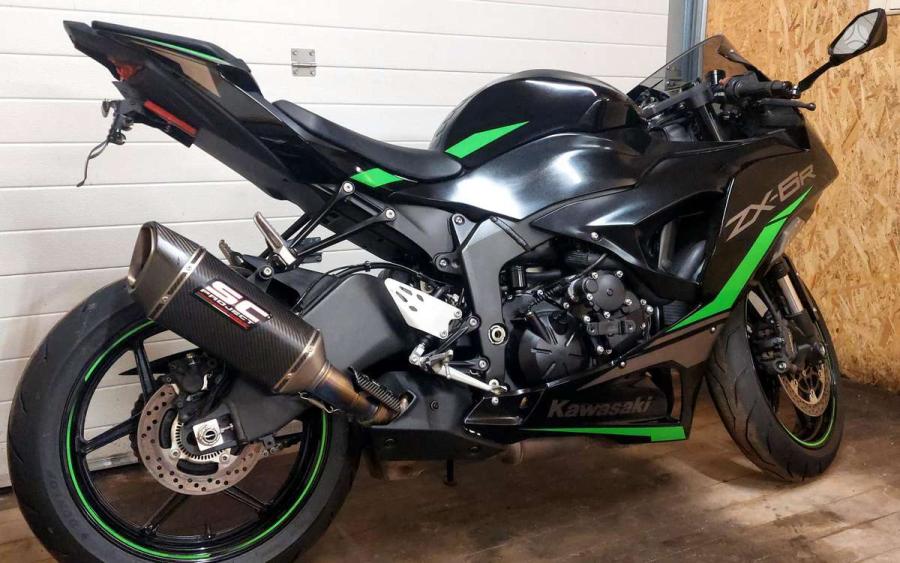 Melns Kawasaki Ninja 2025 Viļņa, ar dzinēja tilpumu 0.64 L un nobraukumu 9 tūkst. km par 9400 €, foto 6 vietnē AUTOMOTO.COM.LV