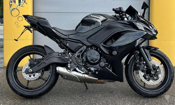 Черный Кавасаки Ninja 2025 в Каунас, объемом двигателя 0.65 л и пробегом 6 тыс. км за 5500 €, фото 5 на AUTOMOTO.COM.LV