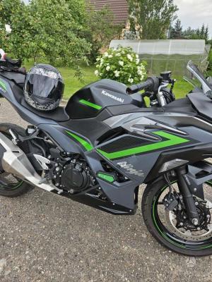 Черный Кавасаки Ninja 2025 в Вильнюс, объемом двигателя 0.50 л и пробегом 6 тыс. км за 5700 €, фото 12 на AUTOMOTO.COM.LV