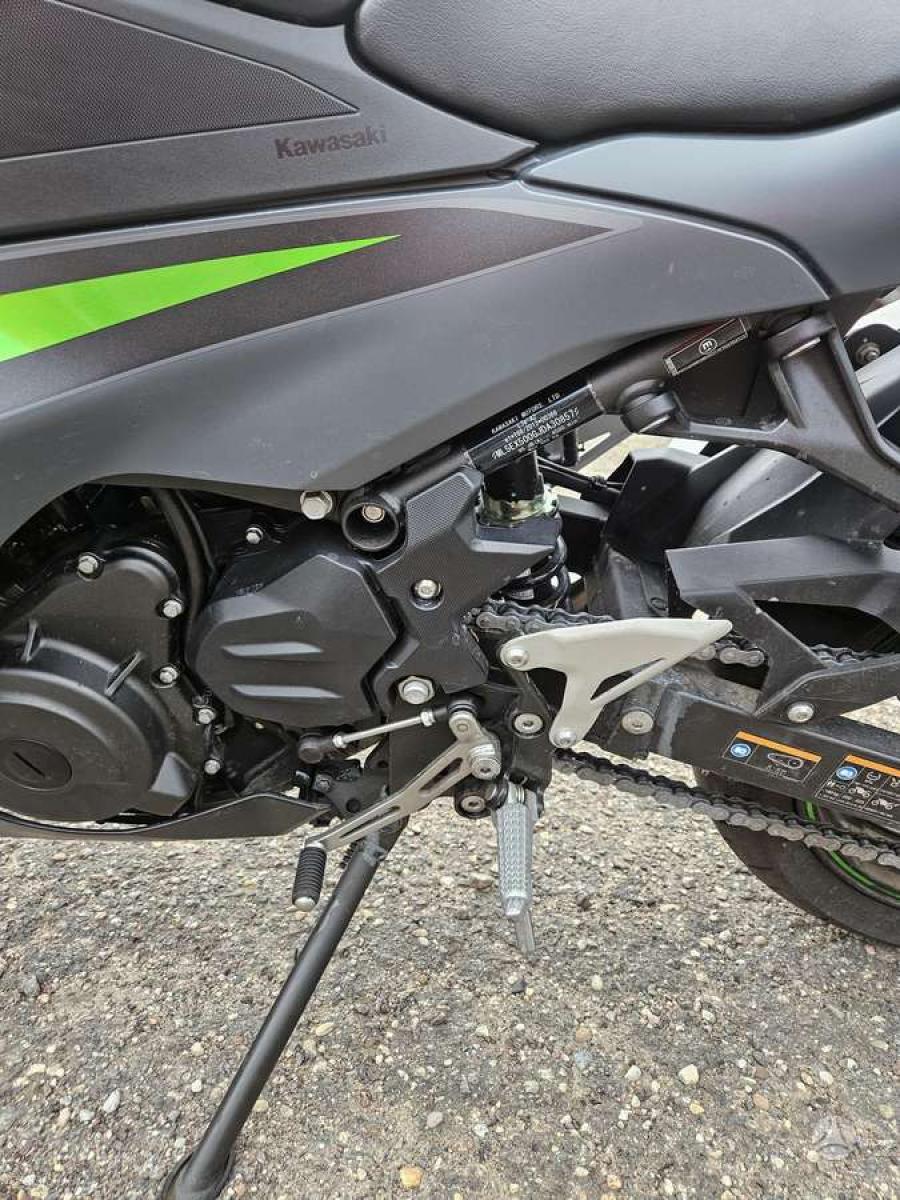 Черный Кавасаки Ninja 2025 в Вильнюс, объемом двигателя 0.50 л и пробегом 6 тыс. км за 5700 €, фото 13 на AUTOMOTO.COM.LV