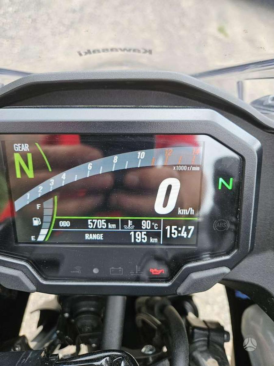 Черный Кавасаки Ninja 2025 в Вильнюс, объемом двигателя 0.50 л и пробегом 6 тыс. км за 5700 €, фото 17 на AUTOMOTO.COM.LV