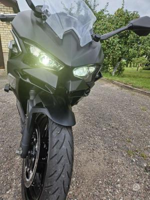 Черный Кавасаки Ninja 2025 в Вильнюс, объемом двигателя 0.50 л и пробегом 6 тыс. км за 5700 €, фото 18 на AUTOMOTO.COM.LV
