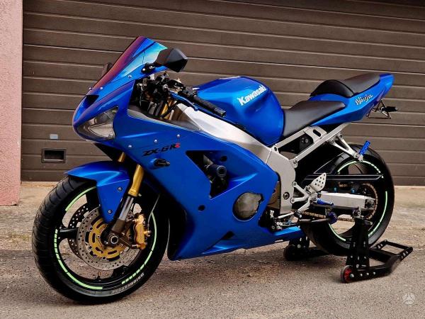 Blue Kawasaki Ninja 2003 in Vilnius, with an engine capacity of 0.60 L and mileage of 41 thousand km for 3750 €, photo 4 on AUTOMOTO.COM.LV