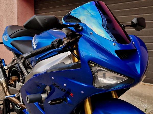 Blue Kawasaki Ninja 2003 in Vilnius, with an engine capacity of 0.60 L and mileage of 41 thousand km for 3750 €, photo 9 on AUTOMOTO.COM.LV