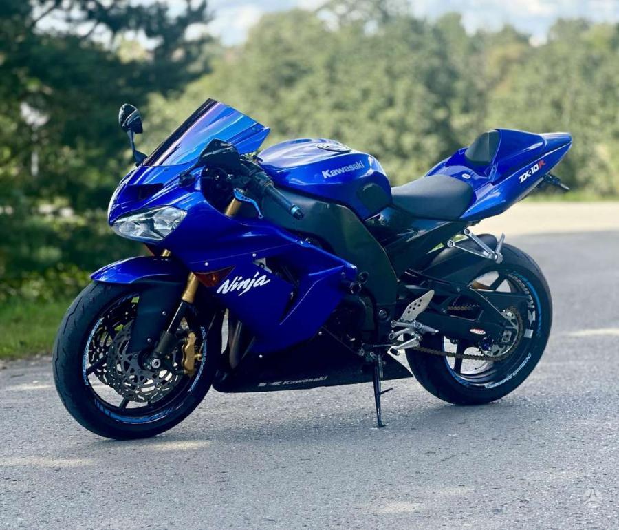 Blue Kawasaki Ninja 2004 in Radviliskis, with an engine capacity of 1.00 L and mileage of 29 thousand km for 3900 €, photo 1 on AUTOMOTO.COM.LV