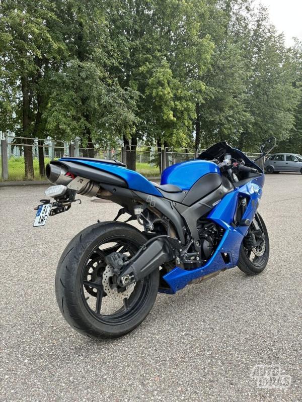 Blue Kawasaki Ninja 2007 in Vilnius, with an engine capacity of 0.60 L and mileage of 30 thousand km for 4300 €, photo 2 on AUTOMOTO.COM.LV