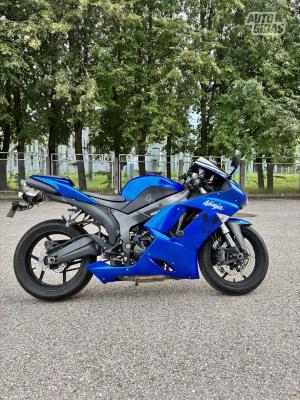 Zils Kawasaki Ninja 2007 Viļņa, ar dzinēja tilpumu 0.60 L un nobraukumu 30 tūkst. km par 4300 €, foto 6 vietnē AUTOMOTO.COM.LV