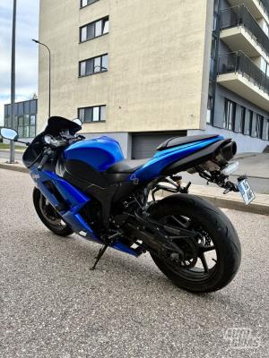 Zils Kawasaki Ninja 2007 Viļņa, ar dzinēja tilpumu 0.60 L un nobraukumu 30 tūkst. km par 4300 €, foto 8 vietnē AUTOMOTO.COM.LV