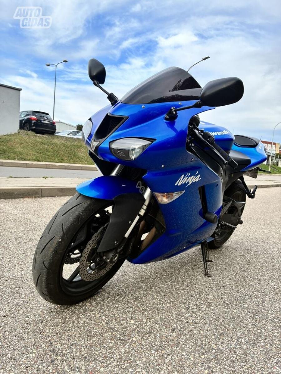 Zils Kawasaki Ninja 2007 Viļņa, ar dzinēja tilpumu 0.60 L un nobraukumu 30 tūkst. km par 4300 €, foto 12 vietnē AUTOMOTO.COM.LV