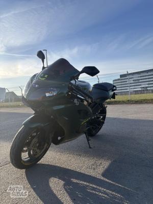 Зеленый Кавасаки Ninja 2000 в Клайпеда, объемом двигателя 0.60 л и пробегом 36 тыс. км за 2700 €, фото 4 на AUTOMOTO.COM.LV