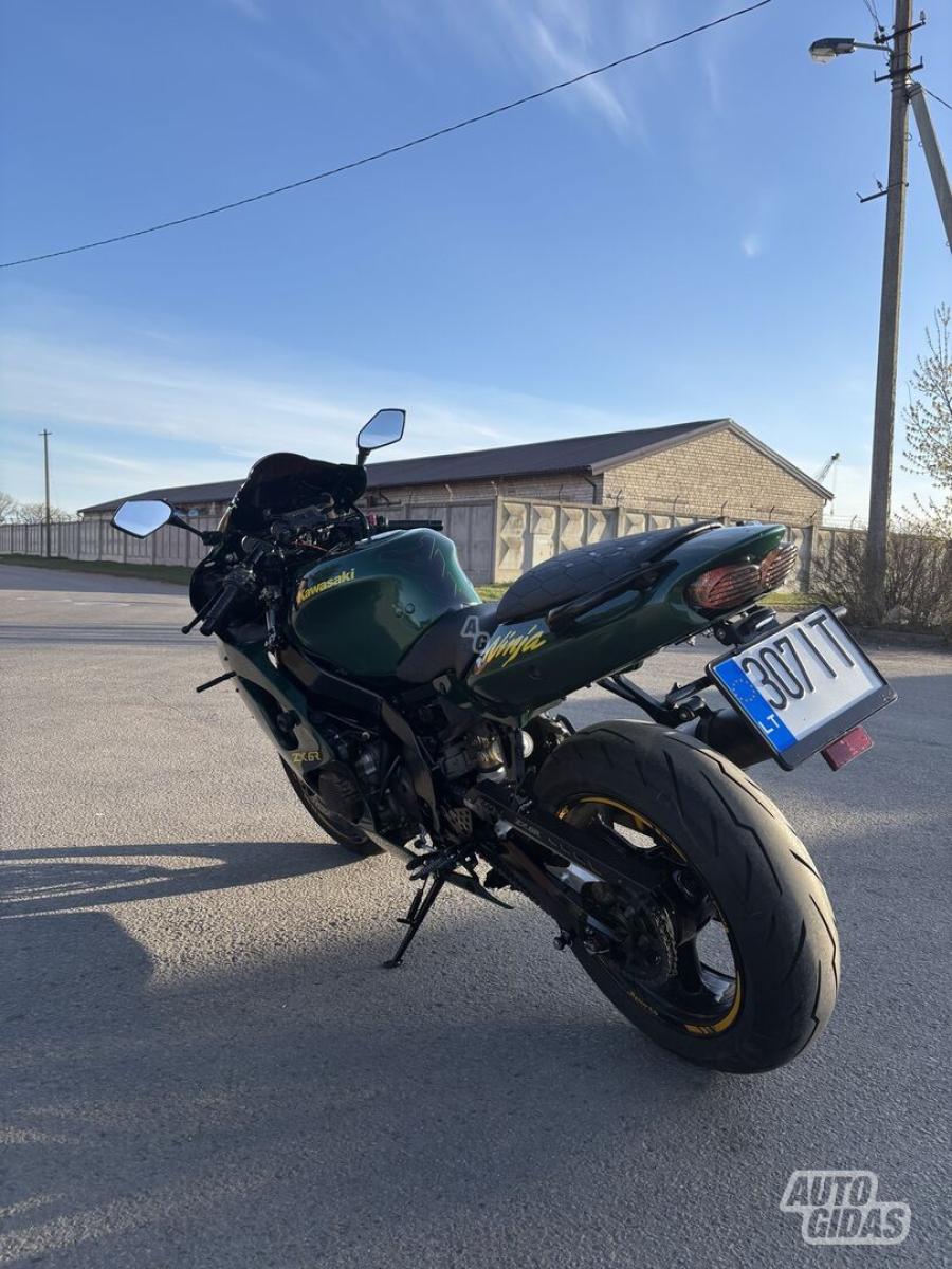 Зеленый Кавасаки Ninja 2000 в Клайпеда, объемом двигателя 0.60 л и пробегом 36 тыс. км за 2700 €, фото 6 на AUTOMOTO.COM.LV