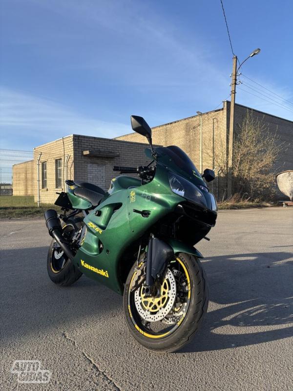 Zaļš Kawasaki Ninja 2000 Klaipėda, ar dzinēja tilpumu 0.60 L un nobraukumu 36 tūkst. km par 2700 €, foto 8 vietnē AUTOMOTO.COM.LV