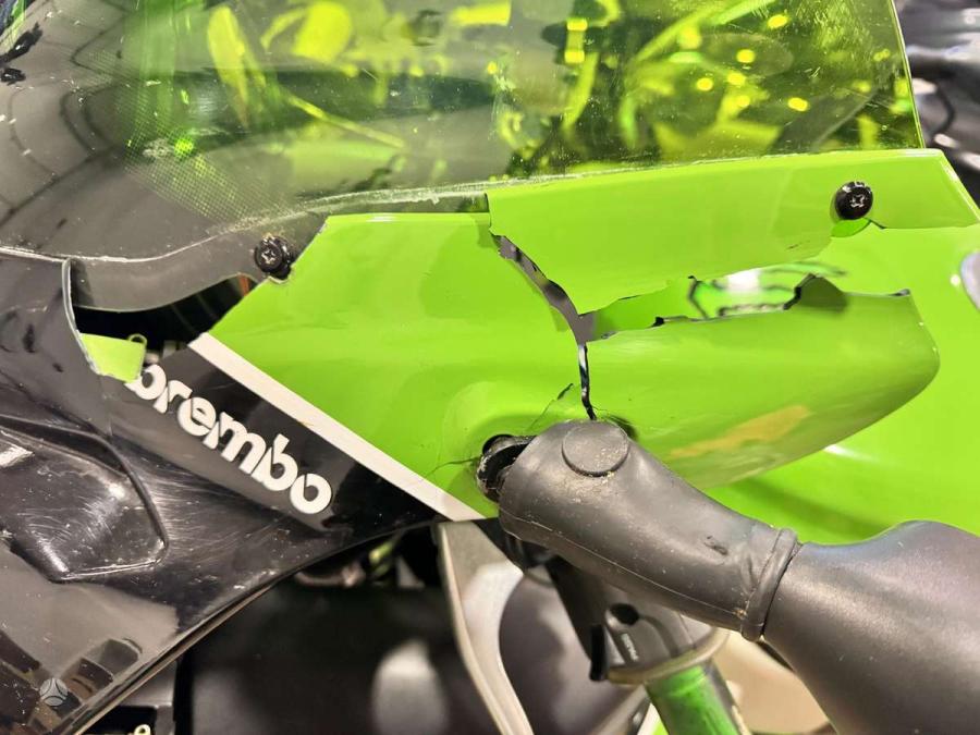 Зеленый Кавасаки Ninja 2002 в Вильнюс, объемом двигателя 0.64 л и пробегом 57 тыс. км за 1490 €, фото 13 на AUTOMOTO.COM.LV