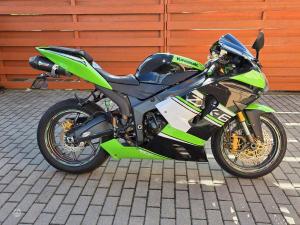Zaļš Kawasaki Ninja 2006 Kretinga, ar dzinēja tilpumu 0.64 L un nobraukumu 34 tūkst. km par 3100 €, foto 8 vietnē AUTOMOTO.COM.LV