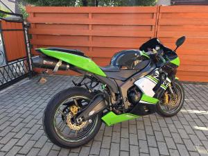 Zaļš Kawasaki Ninja 2006 Kretinga, ar dzinēja tilpumu 0.64 L un nobraukumu 34 tūkst. km par 3100 €, foto 10 vietnē AUTOMOTO.COM.LV