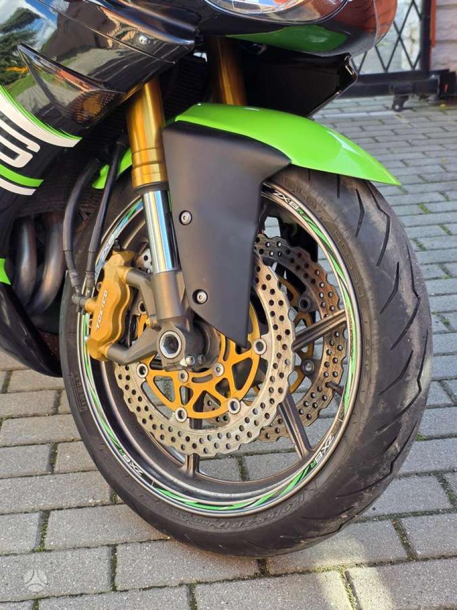 Zaļš Kawasaki Ninja 2006 Kretinga, ar dzinēja tilpumu 0.64 L un nobraukumu 34 tūkst. km par 3100 €, foto 11 vietnē AUTOMOTO.COM.LV