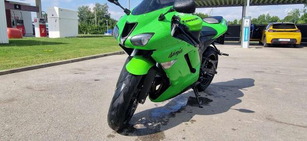 Зеленый Кавасаки Ninja 2007 в Ионишкис, объемом двигателя 0.60 л и пробегом 51 тыс. км за 3800 €, фото 4 на AUTOMOTO.COM.LV
