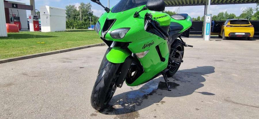 Зеленый Кавасаки Ninja 2007 в Ионишкис, объемом двигателя 0.60 л и пробегом 51 тыс. км за 3800 €, фото 5 на AUTOMOTO.COM.LV