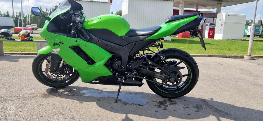 Зеленый Кавасаки Ninja 2007 в Ионишкис, объемом двигателя 0.60 л и пробегом 51 тыс. км за 3800 €, фото 6 на AUTOMOTO.COM.LV