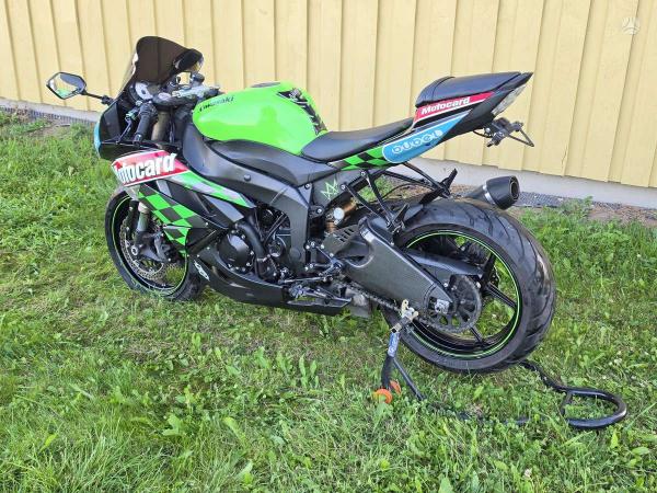 Green Kawasaki Ninja 2008 in Birstonas, with an engine capacity of 0.60 L and mileage of 34 thousand km for 5000 €, photo 5 on AUTOMOTO.COM.LV