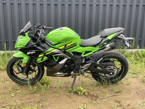 Зеленый Кавасаки Ninja 2019 в Вильнюс, объемом двигателя 0.13 л и пробегом 26 тыс. км за 2400 €, фото 5 на AUTOMOTO.COM.LV