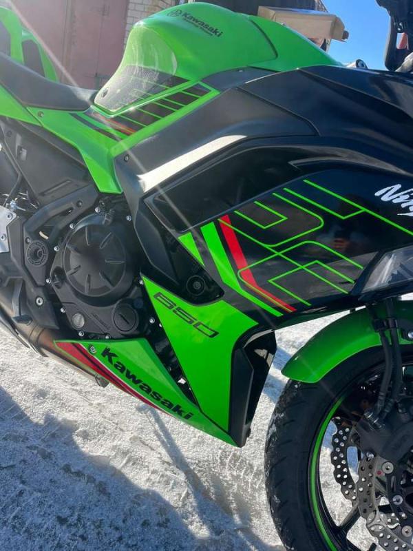 Зеленый Кавасаки Ninja 2023 в Алитус, объемом двигателя 0.65 л и пробегом 17 тыс. км за 5100 €, фото 6 на AUTOMOTO.COM.LV
