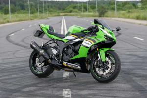 Zaļš Kawasaki Ninja 2025 Viļņa, ar dzinēja tilpumu 0.64 L un nobraukumu 6 tūkst. km par 9650 €, foto  vietnē AUTOMOTO.COM.LV
